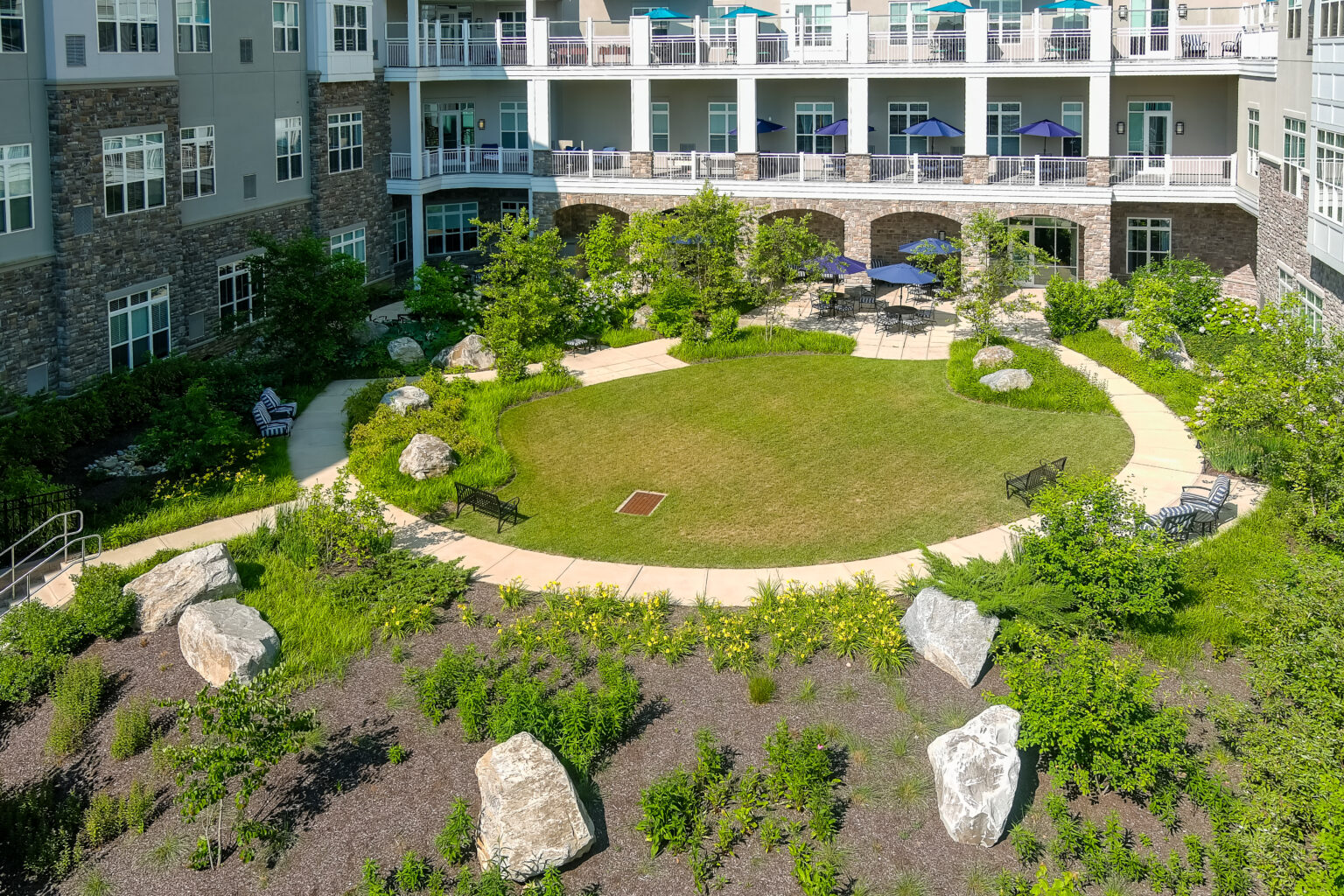 Senior Living Assisted Care Malvern PA - Echo Lake Senior Living